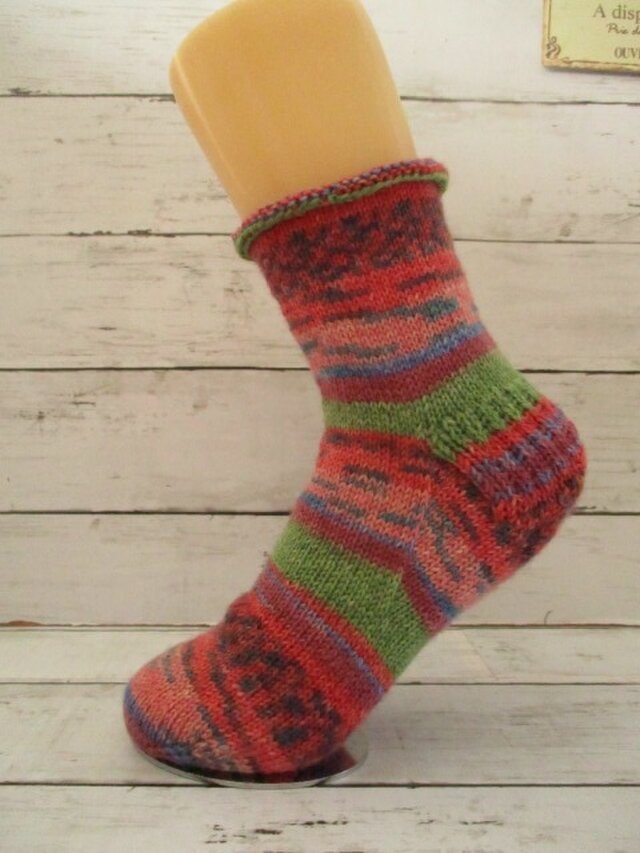 冷え取りソックス ショートタイプ Opal Crazy Waters 11312 Libellenwassertanz | iichi 日々の暮らしを心地よくするハンドメイドやアンティークの ...