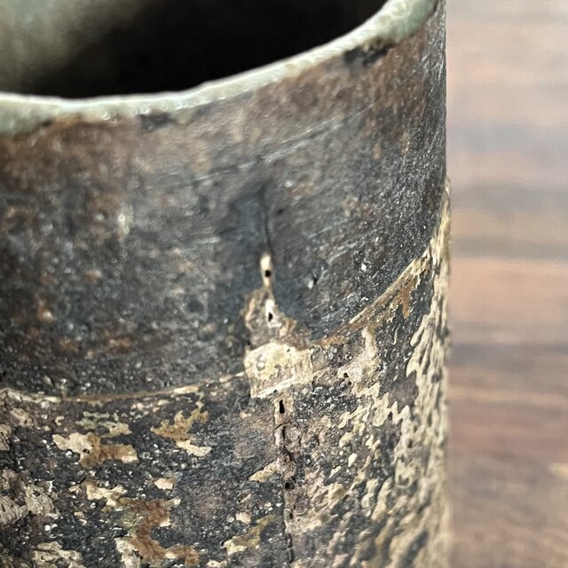 片口カップ 焼締&泥彩&灰釉「背守り」maru | iichi 日々の暮らしを心地よくするハンドメイドやアンティークのマーケットプレイス