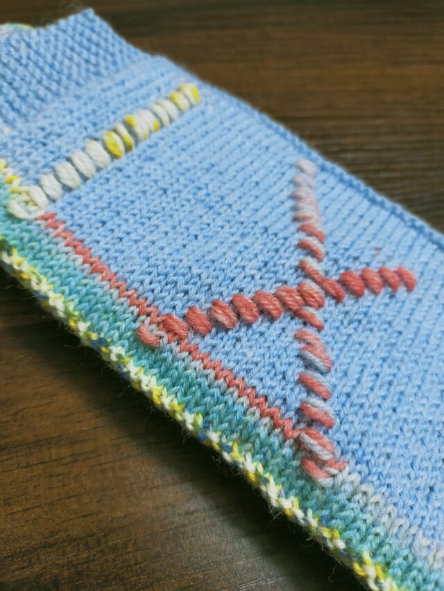 オーダーメイド受付中 手編みソックス ウオッシャブルウール | iichi 日々の暮らしを心地よくするハンドメイドやアンティークのマーケットプレイス