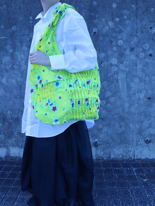 2wayデザインポケットトートバッグ0007YE1 meikeiin ハンドメイド | iichi 日々の暮らしを心地よくするハンドメイドやアンティークのマーケットプレイス