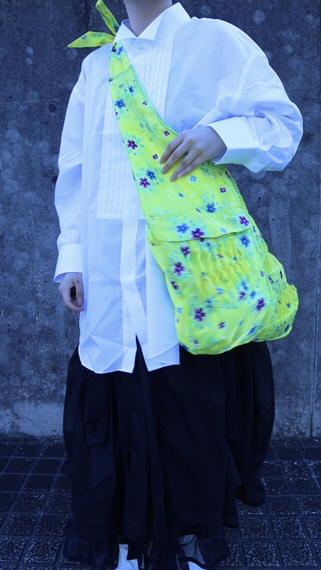 2wayデザインポケットトートバッグ0007YE1 meikeiin ハンドメイド | iichi 日々の暮らしを心地よくするハンドメイドやアンティークのマーケットプレイス