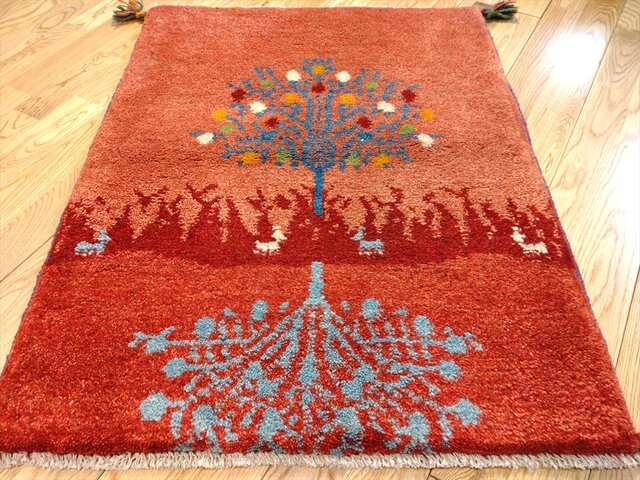 ペルシャ ギャッベ 玄関マット 85x64cm ザクロの木 桃色 青色 夕方から夜の風景 | iichi 日々の暮らしを心地よくするハンドメイドやアンティークのマーケットプレイス