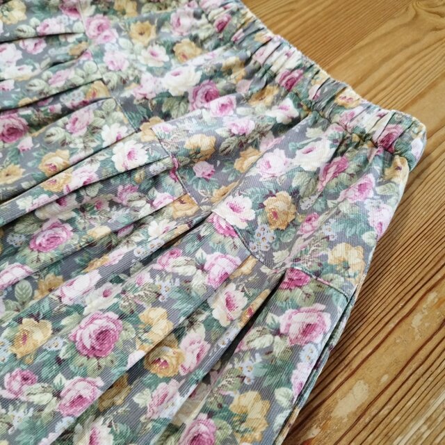 シャツコール ティアードスカート（グレー） | iichi 日々の暮らしを心地よくするハンドメイドやアンティークのマーケットプレイス