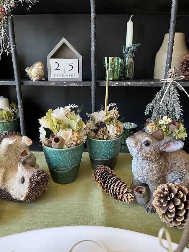 2023 Christmas Nuts forest / ナッツフォレスト ポットアレンジキャンドル付き S | iichi 日々の暮らしを心地よくするハンドメイドやアンティークのマーケットプレイス