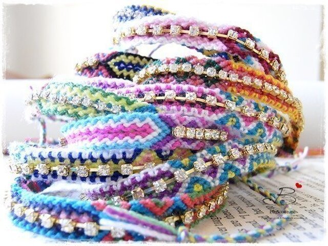 B079 ビジューミサンガ☆ | iichi 日々の暮らしを心地よくするハンドメイドやアンティークのマーケットプレイス