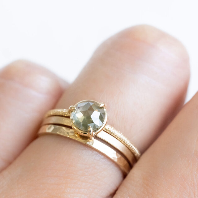 Moon light diamond ring | iichi 日々の暮らしを心地よくするハンドメイドやアンティークのマーケットプレイス