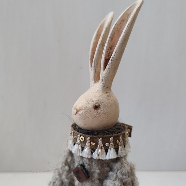 うさぎ mocha (b) | iichi 日々の暮らしを心地よくするハンドメイドやアンティークのマーケットプレイス