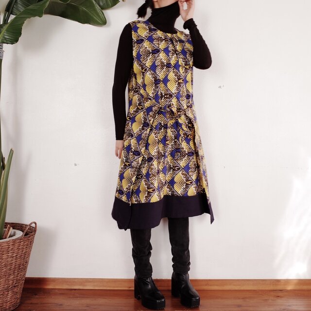 アフリカンプリント チュニックワンピース tiny swallows & 播州織 | iichi 日々の暮らしを心地よくするハンドメイドやアンティークのマーケットプレイス