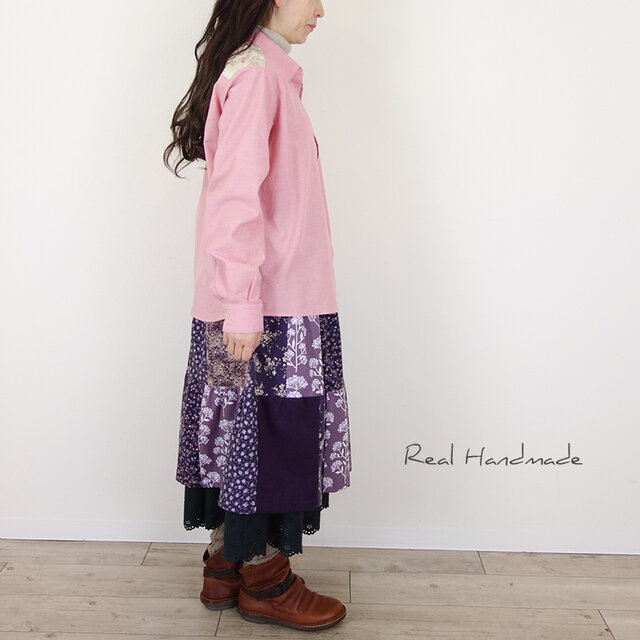 ピンクダンガリーかすれアンティークフラワーシャツ | iichi 日々の暮らしを心地よくするハンドメイドやアンティークのマーケットプレイス