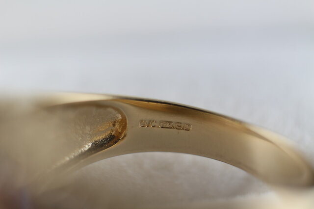 英国 ビンテージ イギリス ゴールド 指輪 リング 天然 サファイア ピンク ブルー イエロー 375 鑑定書 J113 | iichi 日々の暮らしを心地よくするハンドメイドやアンティークの ...