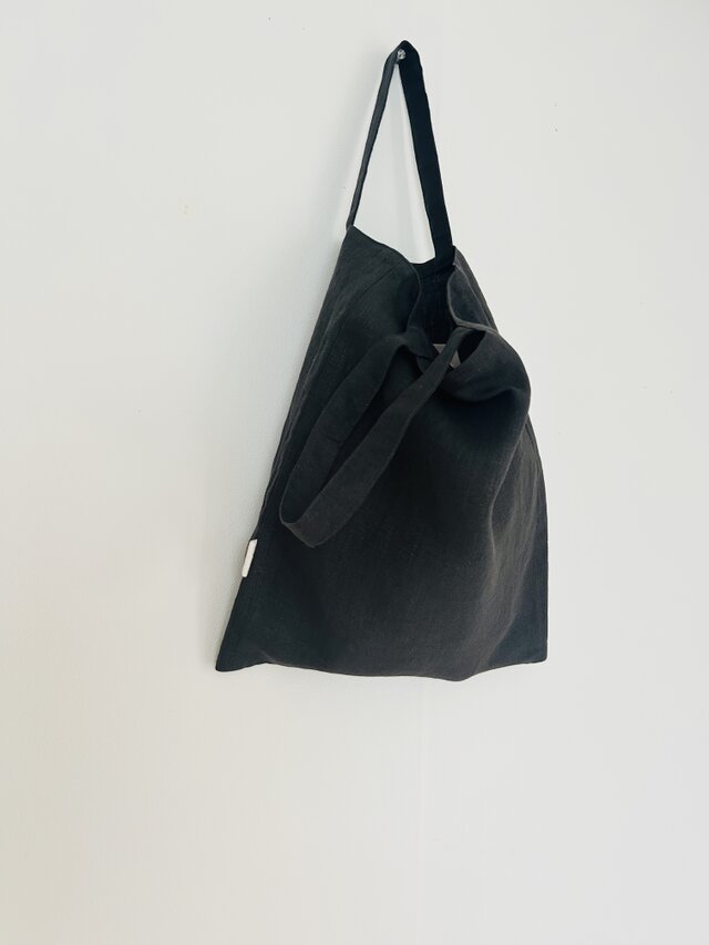手提げbag 墨黒 | iichi 日々の暮らしを心地よくするハンドメイドやアンティークのマーケットプレイス