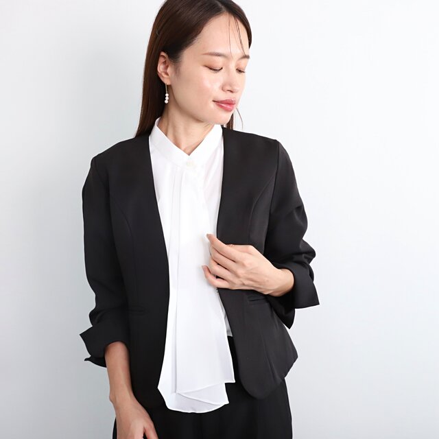 上品 バックフレア ノーカラージャケット 2サイズ ブラック 0612BK | iichi 日々の暮らしを心地よくするハンドメイドやアンティークのマーケットプレイス