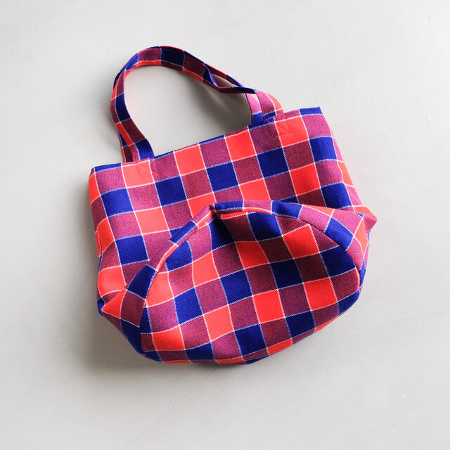 マサイファブリック バケットバッグ Massai Blanket Red & Blue | iichi 日々の暮らしを心地よくするハンドメイドやアンティークのマーケットプレイス