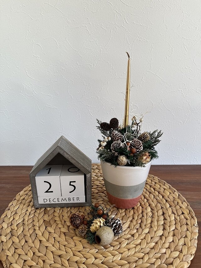 2023 Christmas Wonder holiday / ワンダーホリデー ポットアレンジS キャンドル | iichi 日々の暮らしを心地よくするハンドメイドやアンティークのマーケットプレイス