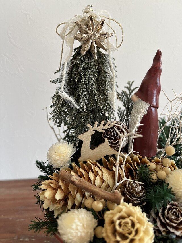 2023 Christmas Wonder holiday / ワンダーホリデー ML（サンタ×ツリー×マツボックリ） | iichi 日々の暮らしを心地よくするハンドメイドやアンティークの ...