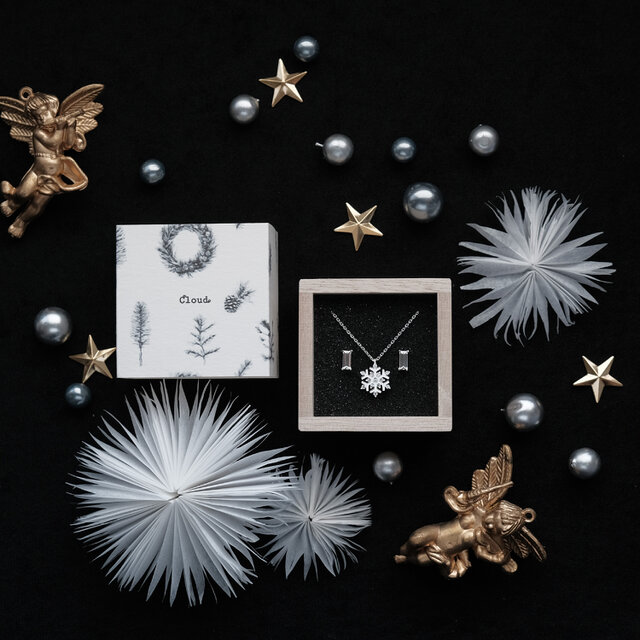 2023 X-MAS ラッピング | iichi 日々の暮らしを心地よくするハンドメイドやアンティークのマーケットプレイス