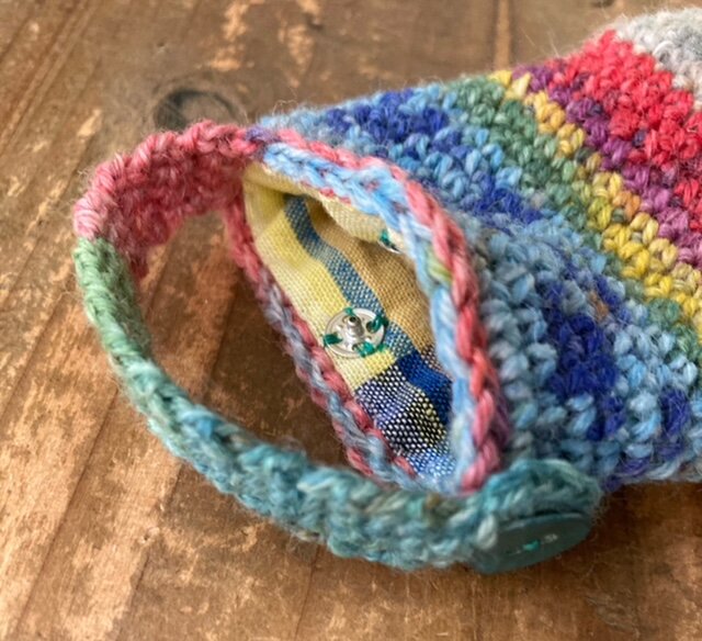 最高に超スリムな猫アップリケメガネケース | iichi 日々の暮らしを心地よくするハンドメイドやアンティークのマーケットプレイス