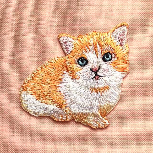アップリケワッペン ベビージンジャーキャット とら猫 UI 1882 | iichi 日々の暮らしを心地よくするハンドメイドやアンティークのマーケットプレイス
