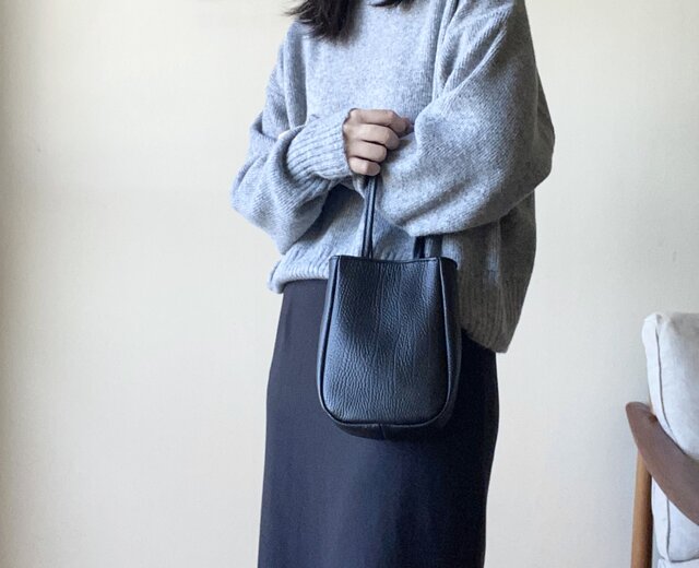 特別価格 縦型miniバッグ | iichi 日々の暮らしを心地よくするハンドメイドやアンティークのマーケットプレイス