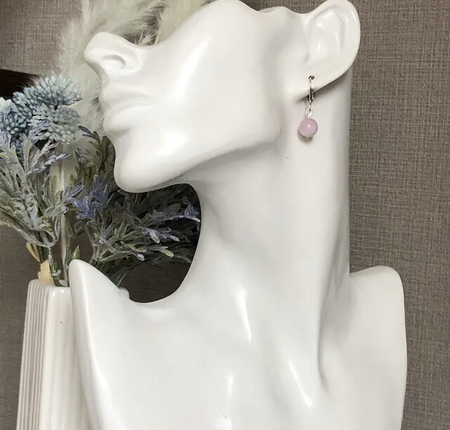 送料無料 ︎限定♡クンツァイト9㎜玉ピアス purecubic | iichi 日々の暮らしを心地よくするハンドメイドやアンティークのマーケットプレイス