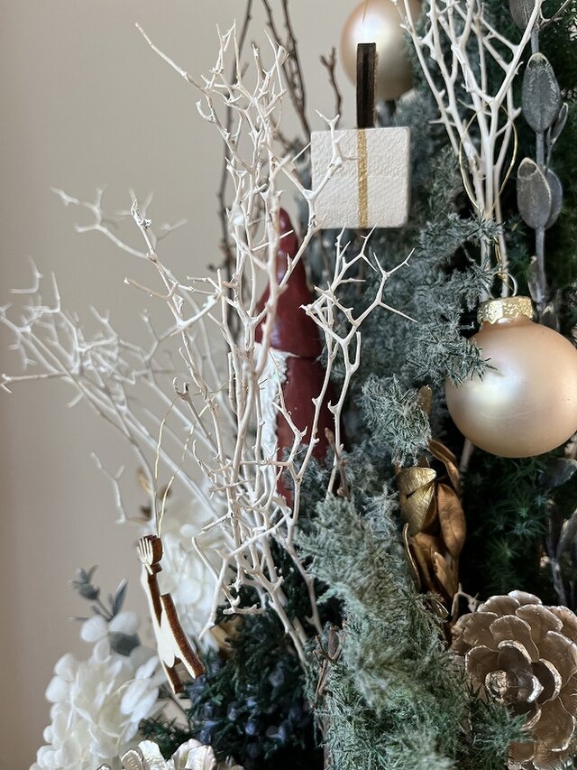 サンタが街にやってくる | iichi 日々の暮らしを心地よくするハンドメイドやアンティークのマーケットプレイス