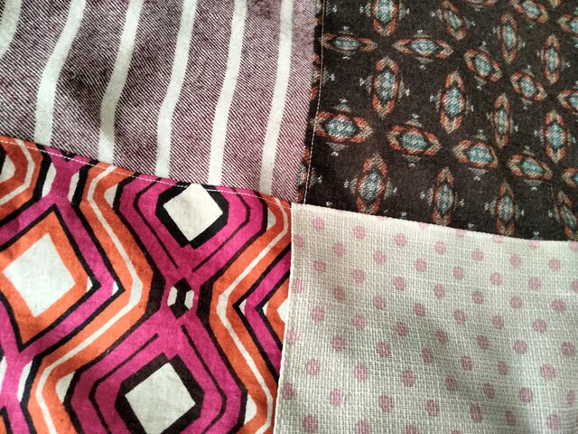 ♥のれんロングC♥レトロ♡ミッドセンチュリー♥突っ張り棒通せる♥ちょっと大きめパッチワーク♥85 170 | iichi 日々の暮らしを心地よくするハンドメイドやアンティークのマーケットプレイス