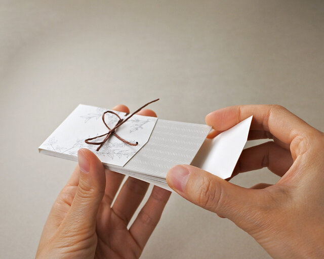 山野草のメッセージカード＊005（ケース付き） | iichi 日々の暮らしを心地よくするハンドメイドやアンティークのマーケットプレイス