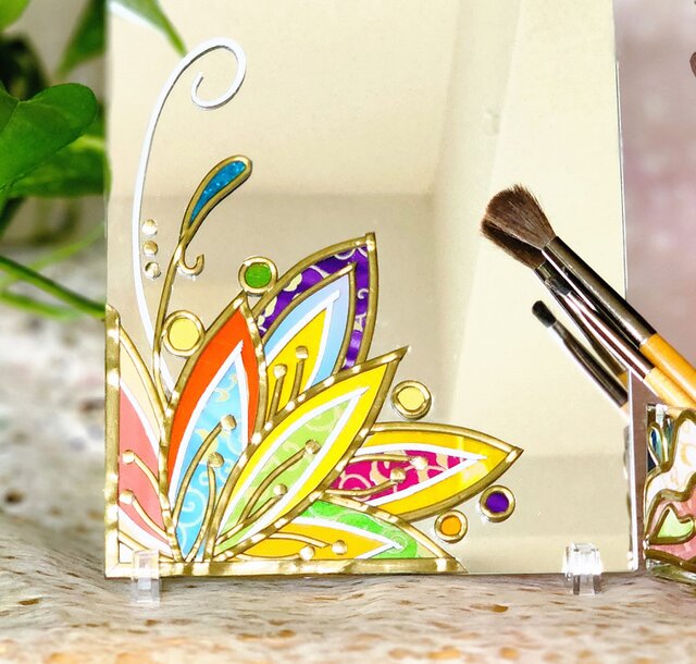 ☆クリスマススペシャルギフト『美魔女ミラー プラス1Gold』☆ | iichi 日々の暮らしを心地よくするハンドメイドやアンティークのマーケットプレイス