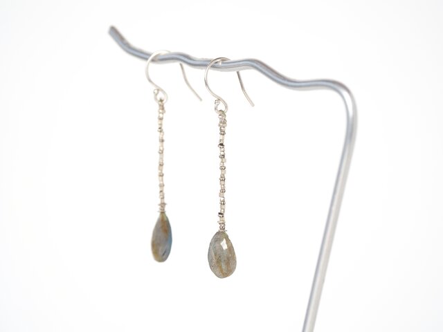 'labradorite' silver long pierce | iichi 日々の暮らしを心地よくするハンドメイドやアンティークのマーケットプレイス
