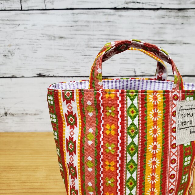 手のひらトートバッグ チロリアンテープ | iichi 日々の暮らしを心地よくするハンドメイドやアンティークのマーケットプレイス