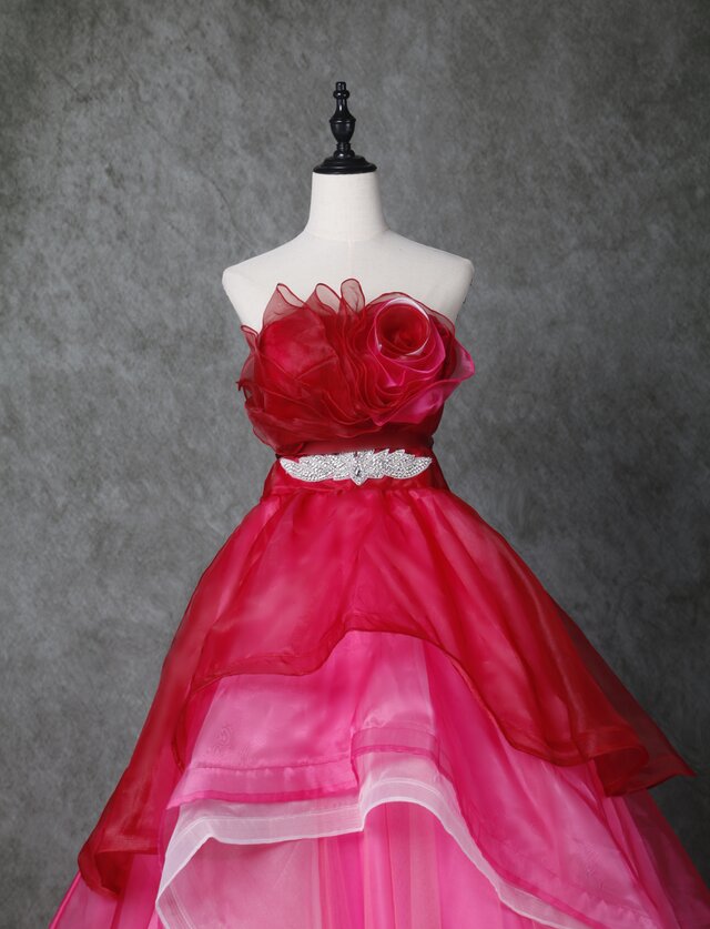 美品！花モチーフ 柔らかく重ねたチュールスカート ベアトップ フランス風 カラードレス 花嫁 前撮り | iichi 日々の暮らしを心地よくするハンドメイドやアンティークのマーケットプレイス