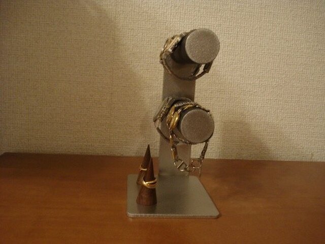 クリスマス 腕時計スタンド 丸パイプブラック4本掛け腕時計スタンド ダブル指輪スタンド ak-design | iichi 日々の暮らしを心地よくするハンドメイドやアンティークのマーケットプレイス