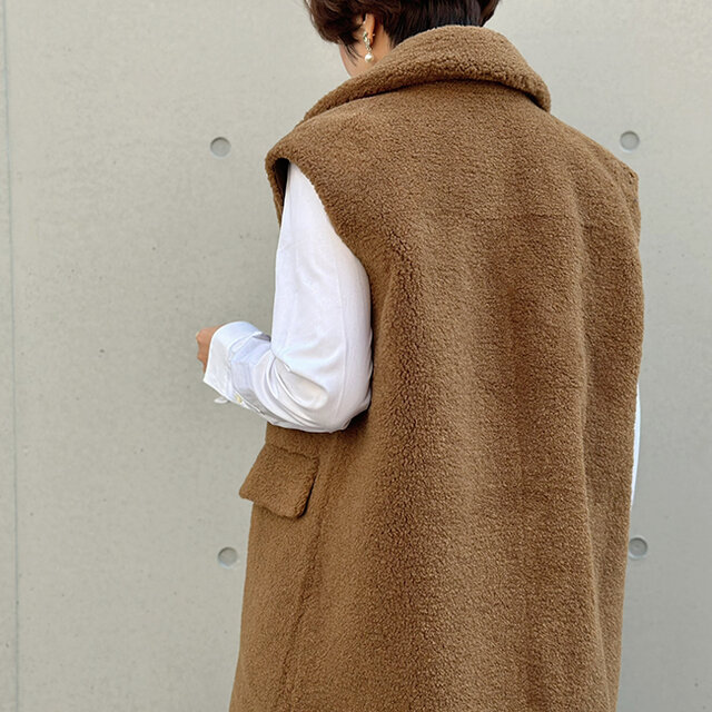 【新作】暖かいモフモフボア ジレ ロングベスト ジャケット ブラウン23024BRF | iichi 日々の暮らしを心地よくするハンドメイドやアンティークのマーケットプレイス