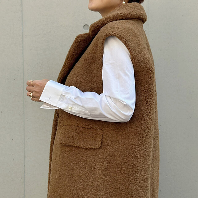 【新作】暖かいモフモフボア ジレ ロングベスト ジャケット ブラウン23024BRF | iichi 日々の暮らしを心地よくするハンドメイドやアンティークのマーケットプレイス