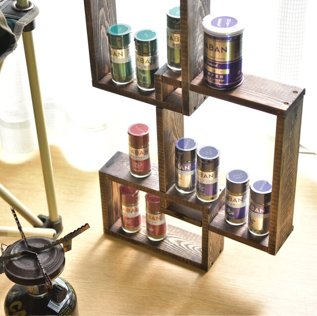 魅せながらカテゴリー別収納！【組合わせ式 スパイスフレーム】 | iichi 日々の暮らしを心地よくするハンドメイドやアンティークのマーケットプレイス