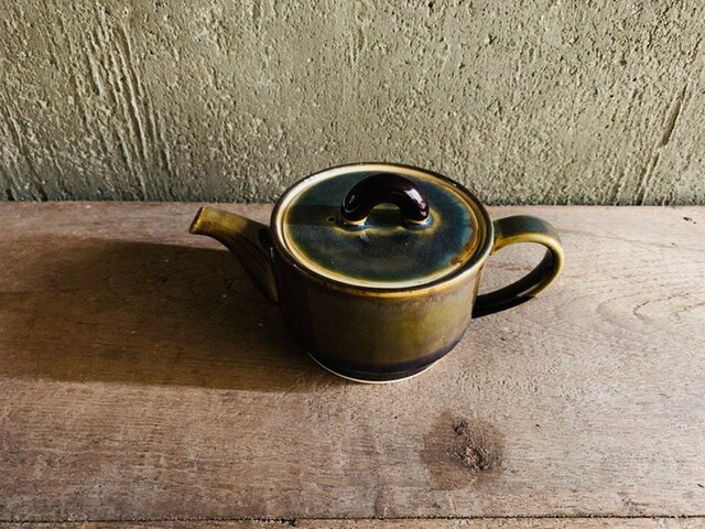 波佐見焼 Tea pot | iichi 日々の暮らしを心地よくするハンドメイドやアンティークのマーケットプレイス