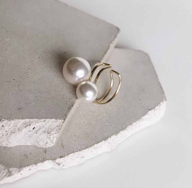 14kgf silver925 イヤーカフ2点セット Snow & diagonal 4連 パール | iichi 日々の暮らしを心地よくするハンドメイドやアンティークのマーケットプレイス