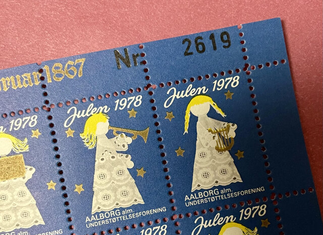 x‘mas sealのartmuseum Denmark stamp | iichi 日々の暮らしを心地よくするハンドメイドやアンティークのマーケットプレイス