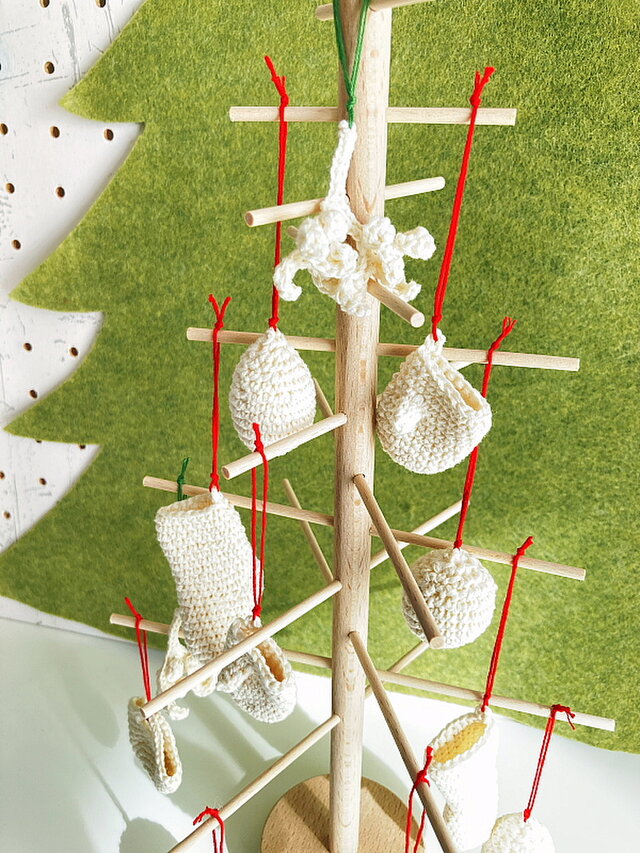 クリスマスオーナメント*ソックス•ミトン•バスケット•ボール•ドロップ•ヤドリギ*24piece | iichi 日々の暮らしを心地よくするハンドメイドやアンティークのマーケットプレイス