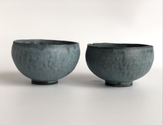 ボウル2個セット DとE | iichi 日々の暮らしを心地よくするハンドメイドやアンティークのマーケットプレイス