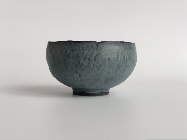 ボウル2個セット DとE | iichi 日々の暮らしを心地よくするハンドメイドやアンティークのマーケットプレイス