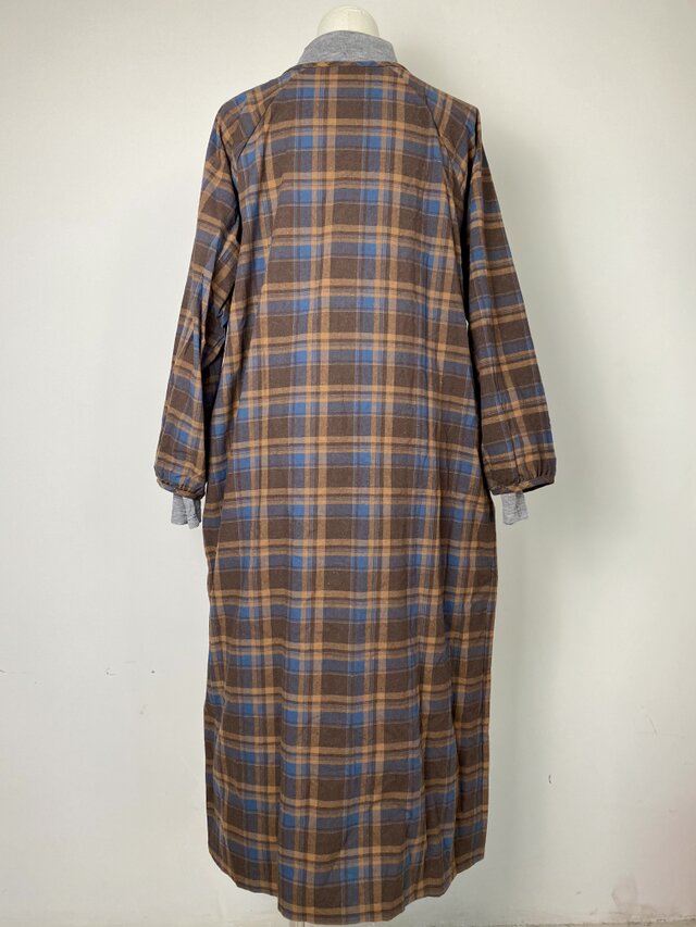 ★サンプルセール 1点のみ★B40 チェック柄ワンピース 薄手 コットン100％ | iichi 日々の暮らしを心地よくするハンドメイドやアンティークのマーケットプレイス