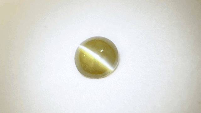 クリソベリル キャッツアイ ルース 天然石 2月誕生石 S-1115-28 | iichi 日々の暮らしを心地よくするハンドメイドやアンティークのマーケットプレイス