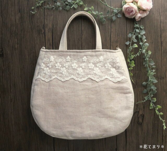 薔薇のクロッシェレース&パッチワークの2wayバッグ ～Rose garden～ | iichi 日々の暮らしを心地よくするハンドメイドやアンティークのマーケットプレイス