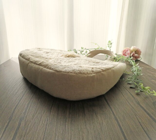 薔薇のクロッシェレース&パッチワークの2wayバッグ ～Rose garden～ | iichi 日々の暮らしを心地よくするハンドメイドやアンティークのマーケットプレイス