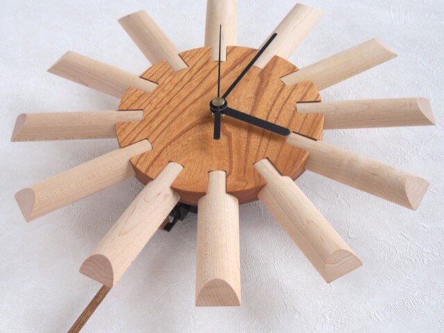 フラワー12弁振子時計II | iichi 日々の暮らしを心地よくするハンドメイドやアンティークのマーケットプレイス