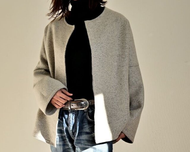 深サイドスリットのウールショートコート：象牙色 | iichi 日々の暮らしを心地よくするハンドメイドやアンティークのマーケットプレイス