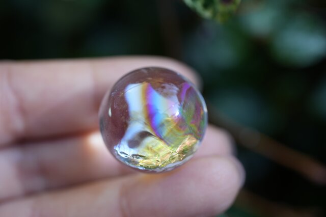 波虹色水晶★レインボークォーツ s1027 | iichi 日々の暮らしを心地よくするハンドメイドやアンティークのマーケットプレイス