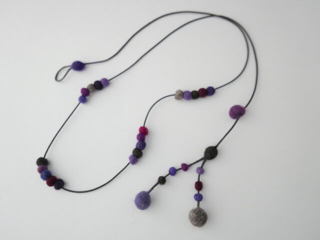 Single loop nano violet | iichi 日々の暮らしを心地よくするハンドメイドやアンティークのマーケットプレイス