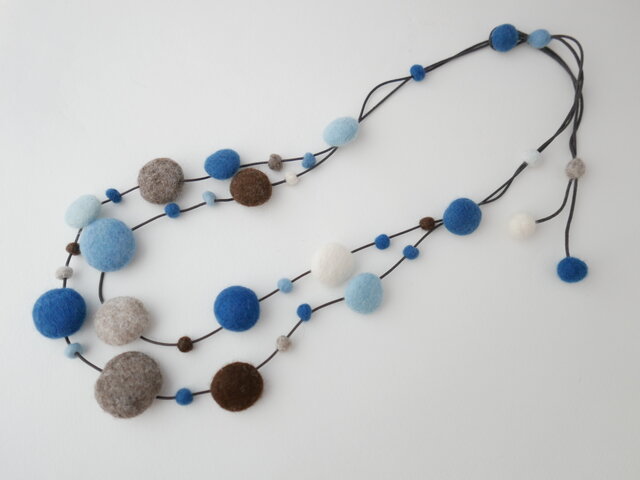 Two steps_藍 | iichi 日々の暮らしを心地よくするハンドメイドやアンティークのマーケットプレイス